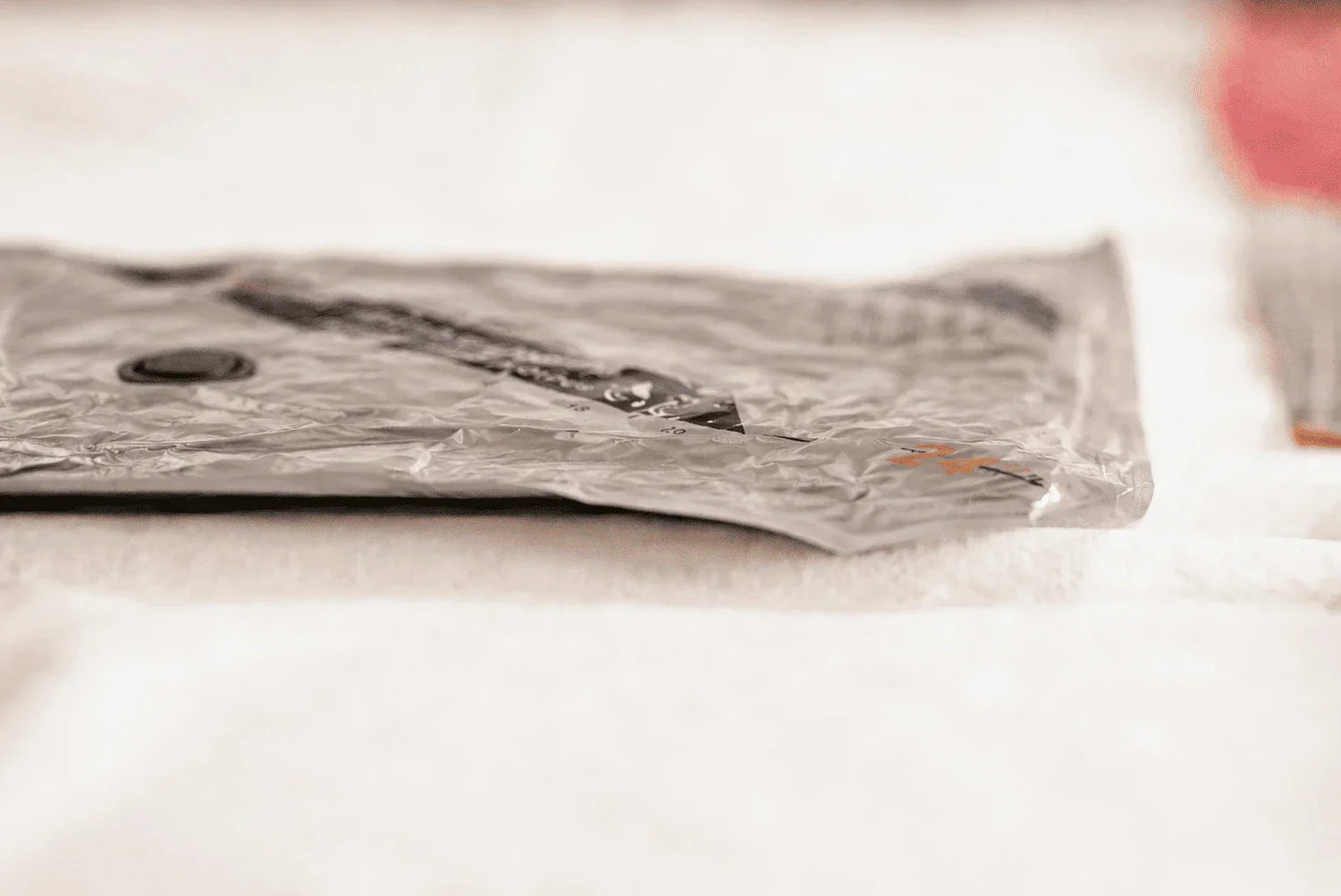 How Tight Should You Vacuum Seal? The “20% Air” Trick To Prevent Fabri